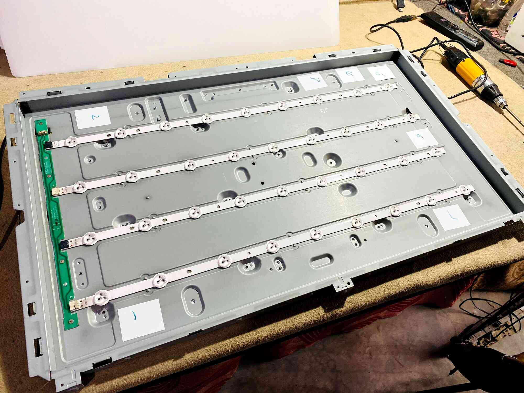 علت سوختن بک لایت تلویزیون دوو